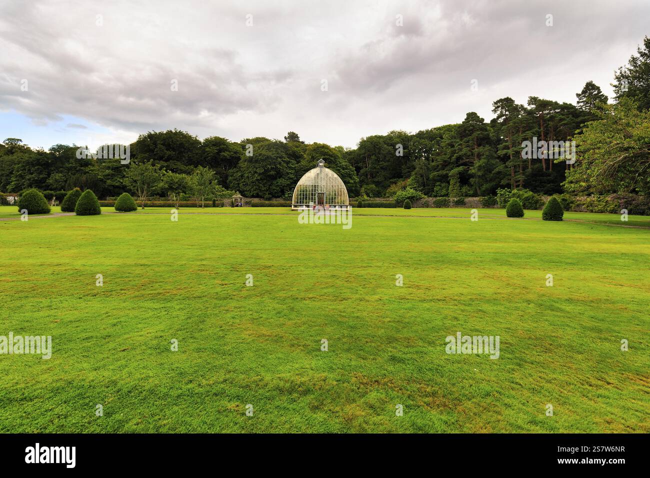 Garden, lawn with greenhouse on the horizon, Muckross House & Gardens ...