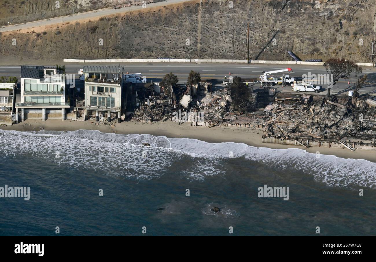 Palisades fire destroyed hi-res stock photography and images - Alamy