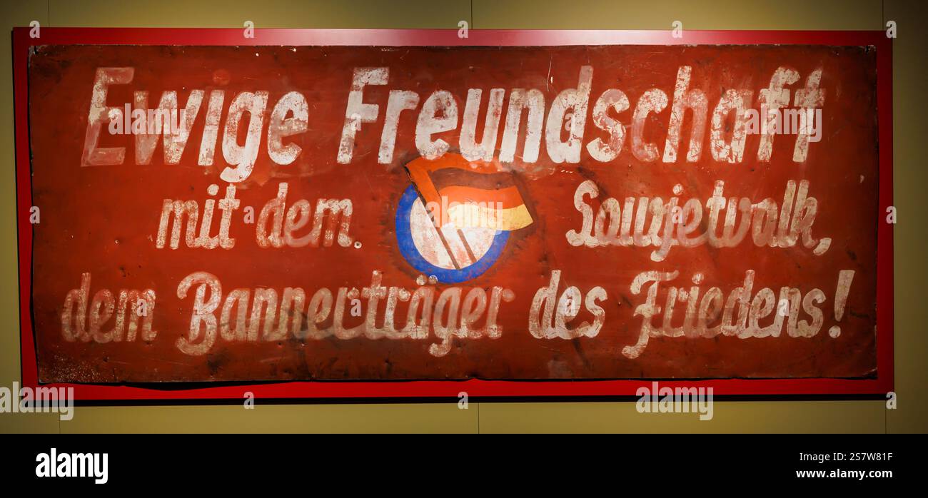 An old sign with a GDR (DDR) slogan, Contemporary History Forum Leipzig ...