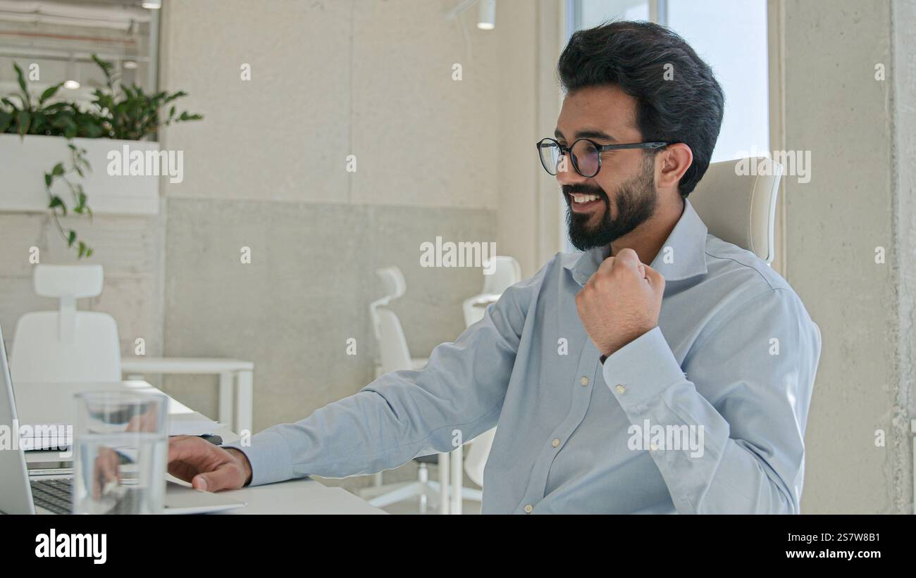 Happy Arabian man Indian muslim businessman employer professional ...