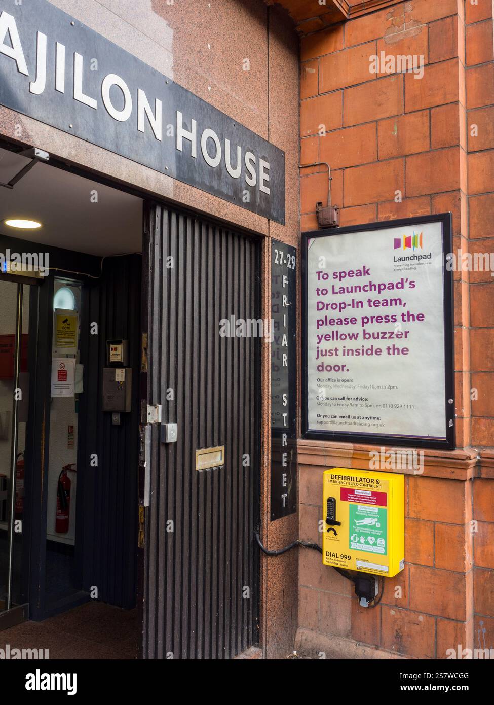 Launchpad reading hi-res stock photography and images - Alamy