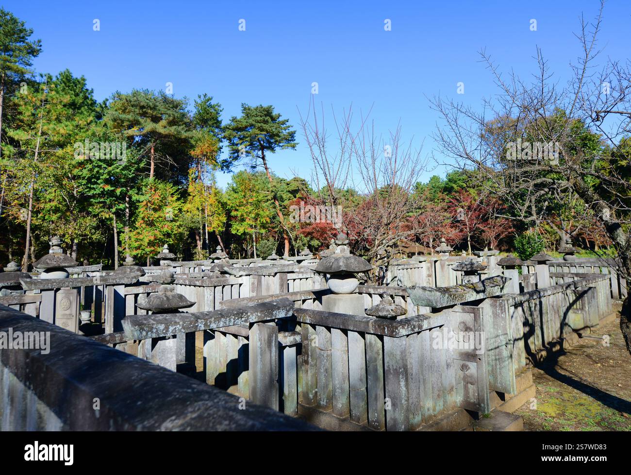 Tomb of Matsudaira Izu-no-kami Nobutsuna in the complex of the ...