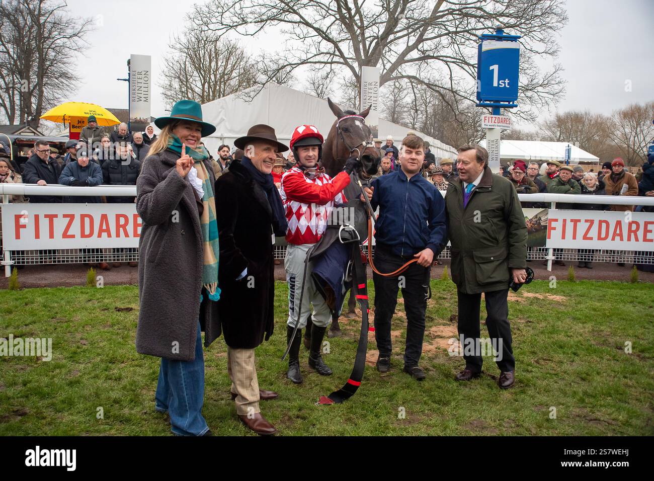 Windsor, Berkshire, UK. 19th January, 2025. JINGKO BLUE ridden by ...