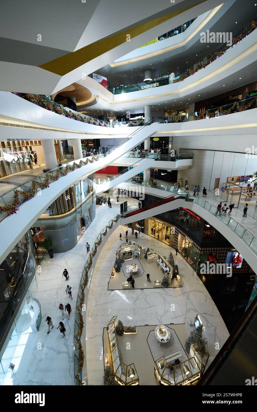 The beautiful interior of the Iconsiam shopping mall in Bangkok ...