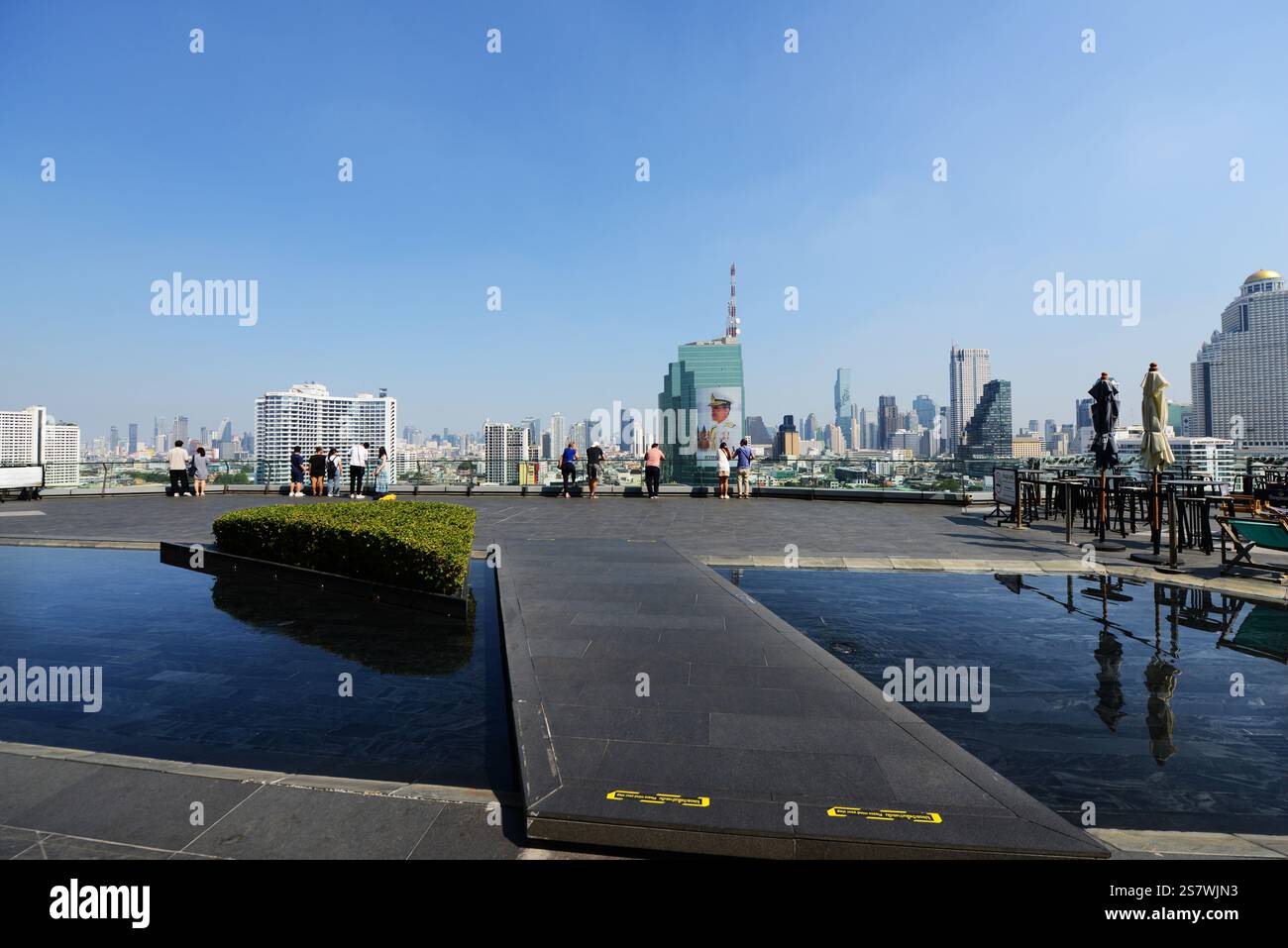 The beautiful rooftop balcony at the Iconsiam shopping mall in Bangkok ...