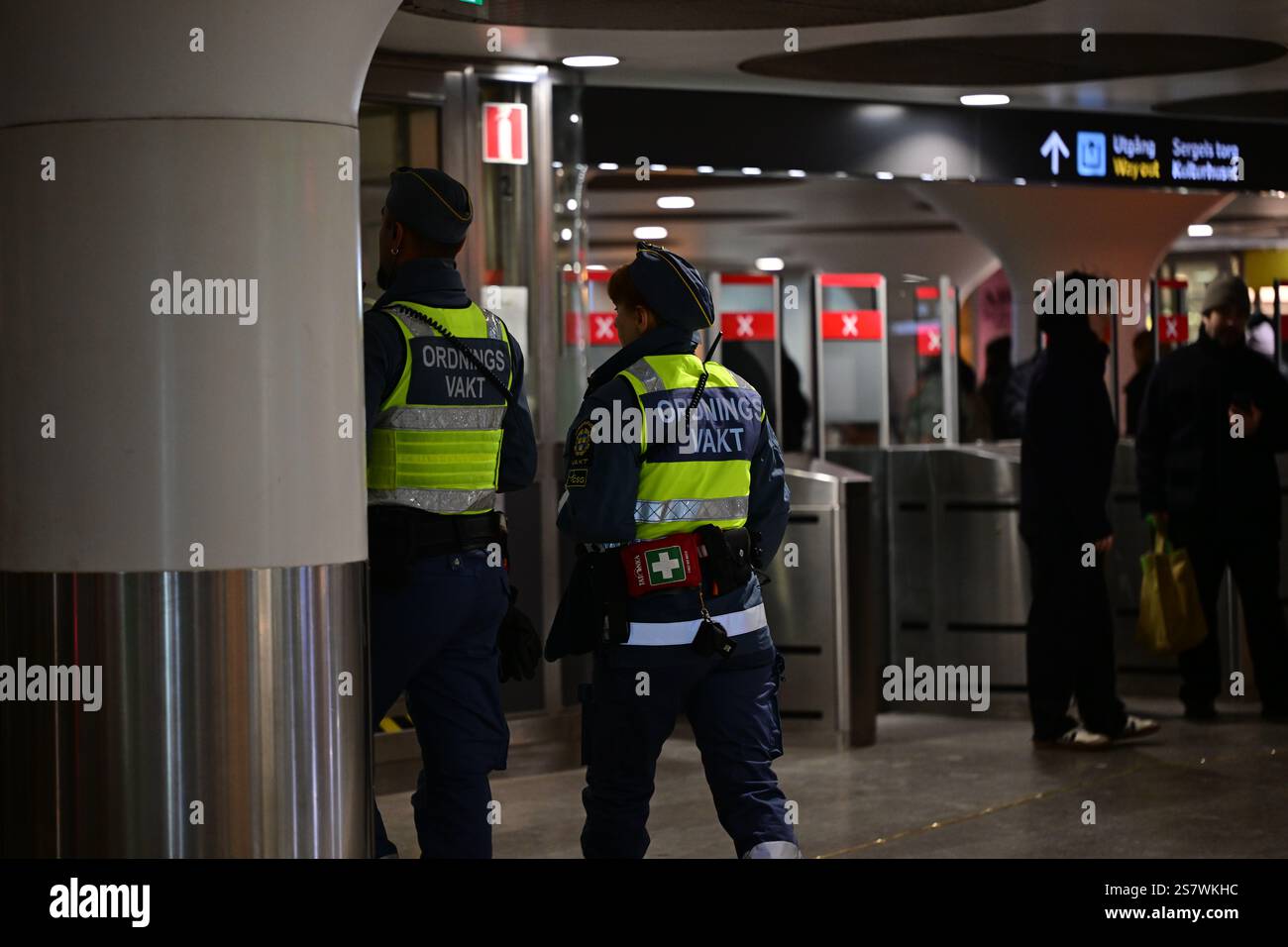 Stockholm, Uppland, Sweden. January 2 2025. Security guards in the subway Stock Photo - Alamy