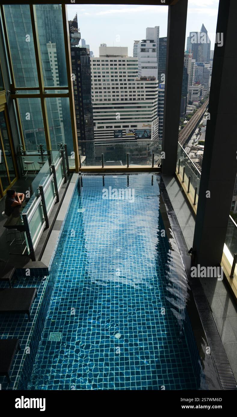 Hotel solaria nishitetsu bangkok hi-res stock photography and images ...