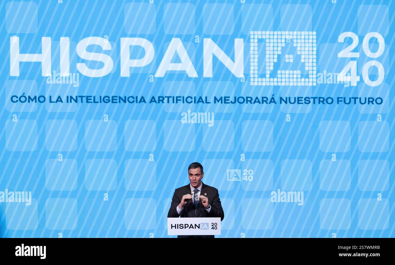 The President of the Government, Pedro Sánchez, speaks during the event ...