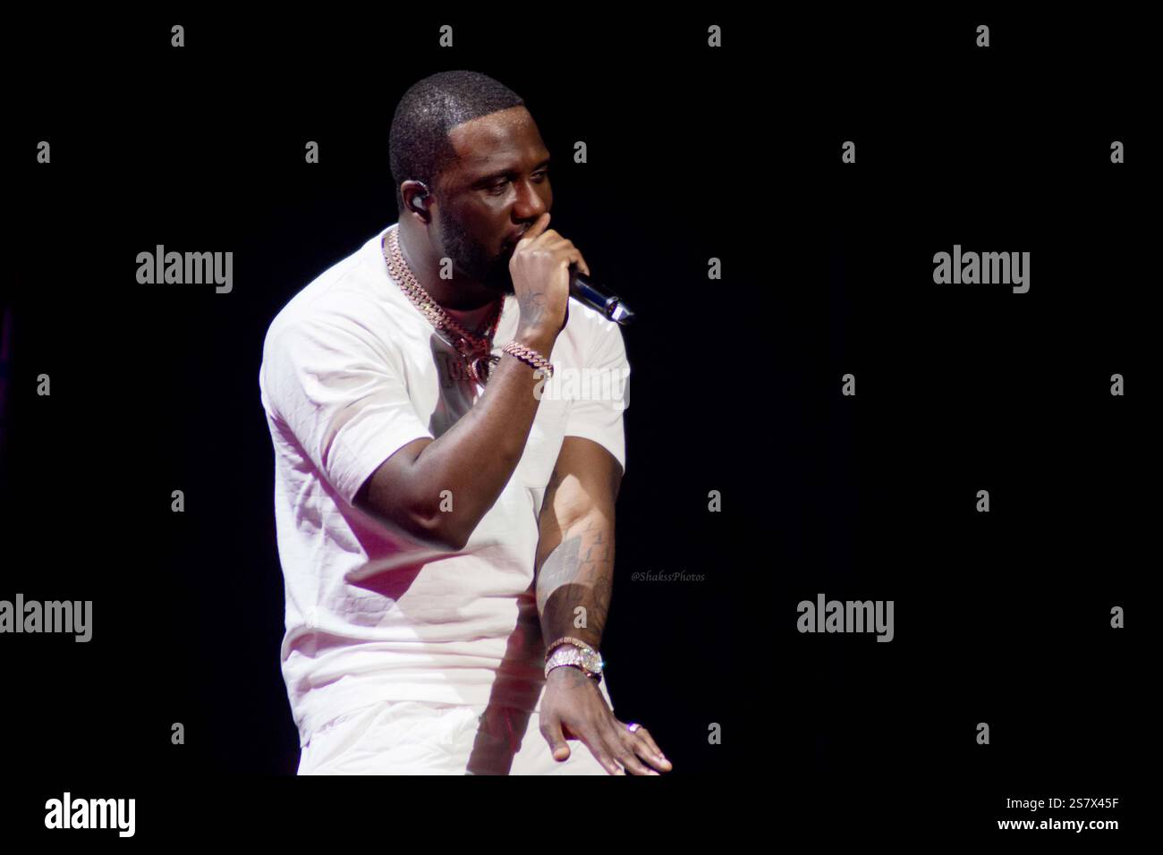 British Rapper Headie One performing live at SSE Wemblew on 27th ...