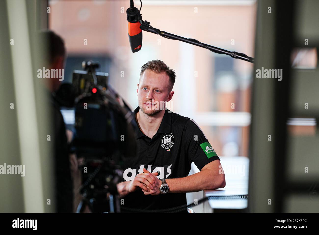 Luca Witzke (Deutschland, #07) im ZDF Interview DEN, Pressekonferenz ...