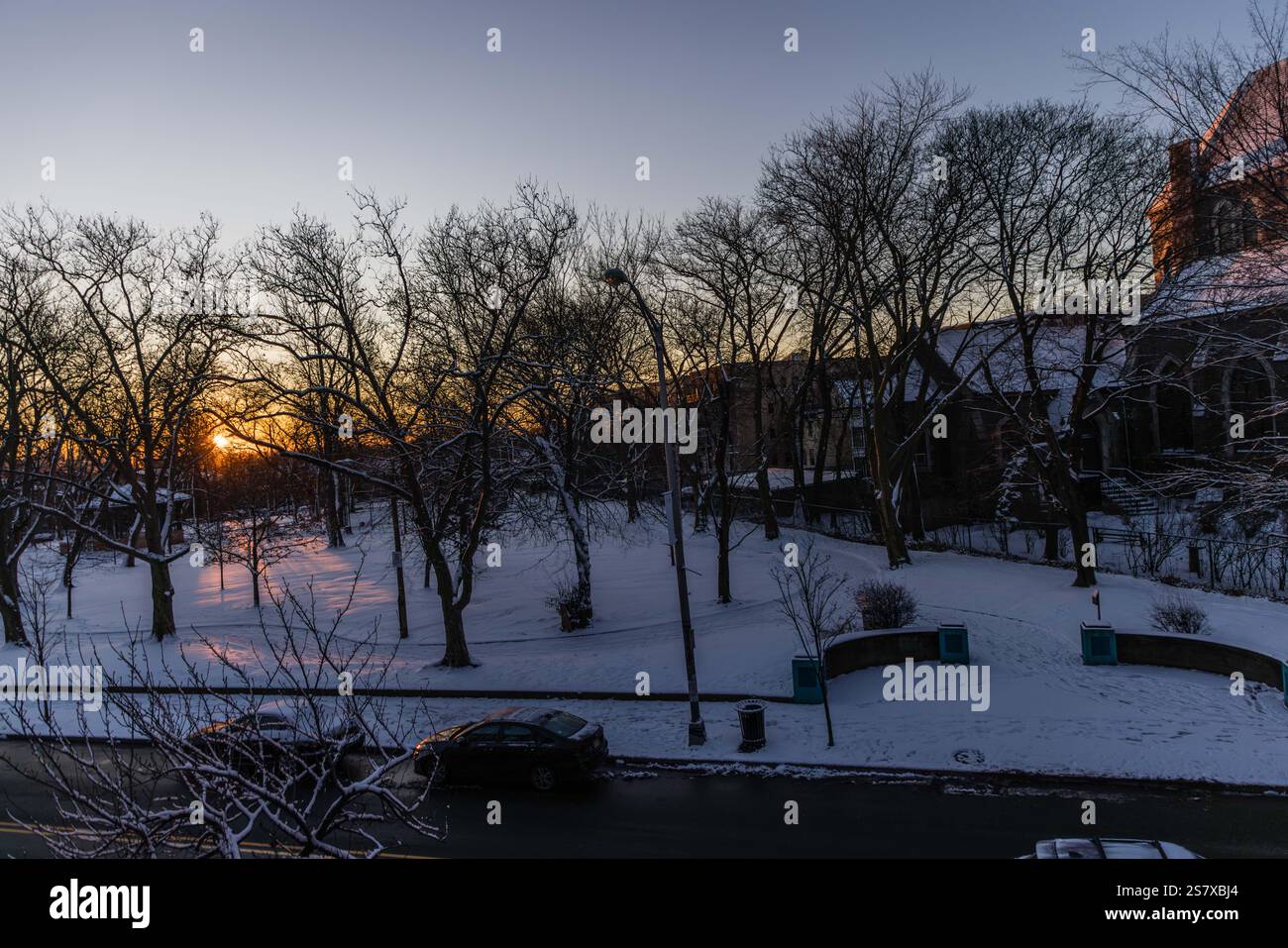Jersey City, Uinited States. 20th Jan, 2025. Snow is seen accumulating ...