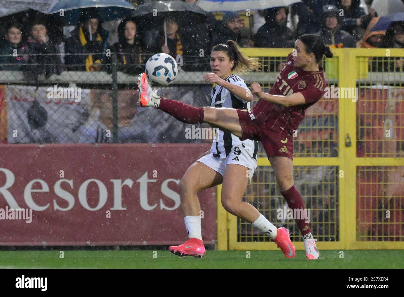Rome, Italy. 19th Jan, 2025. Juventusâ??s Sofia Cantore and AS Roma's Lucia Di Guglielmo during ...