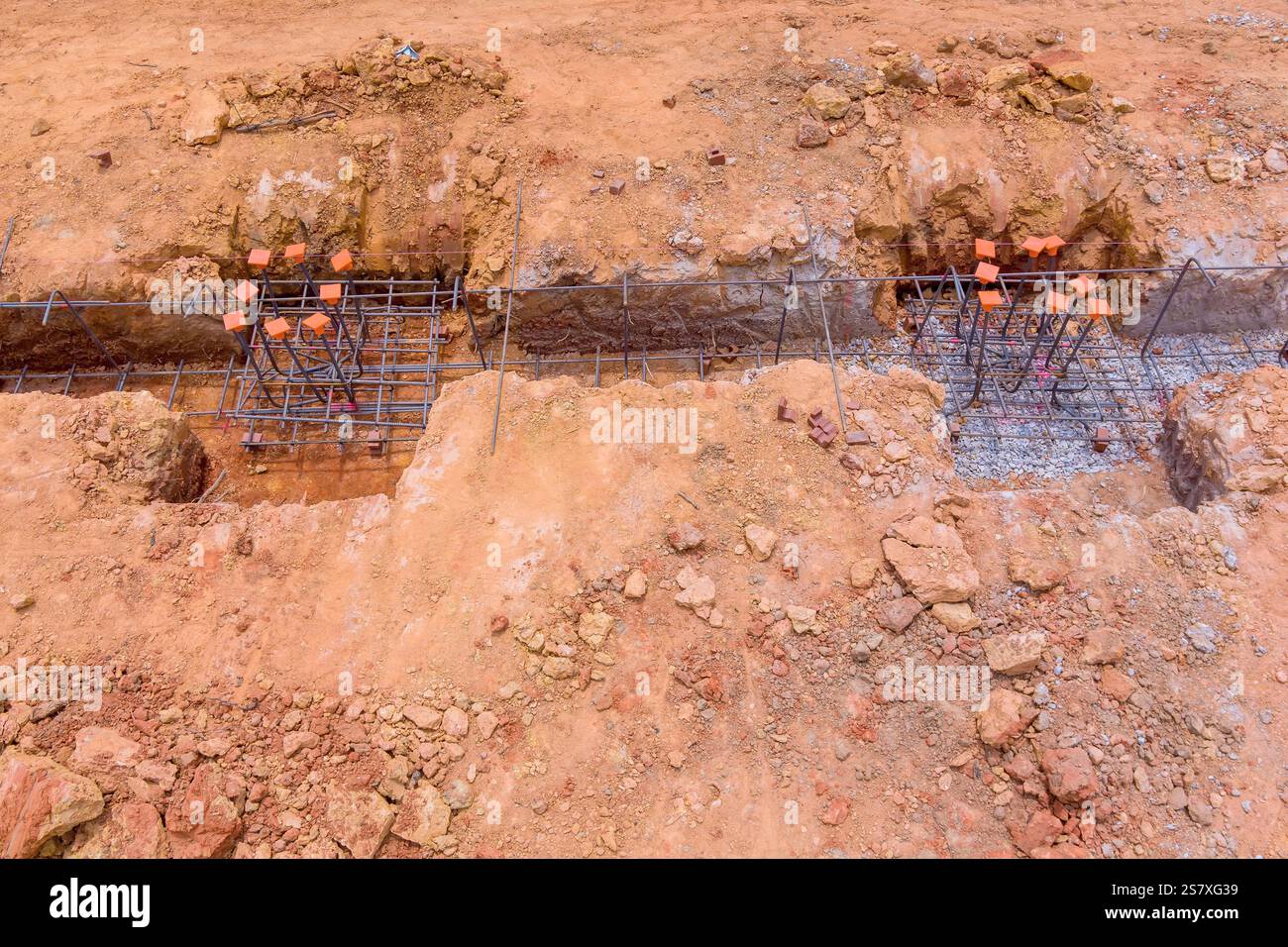 Rebar frameworks hi-res stock photography and images - Alamy