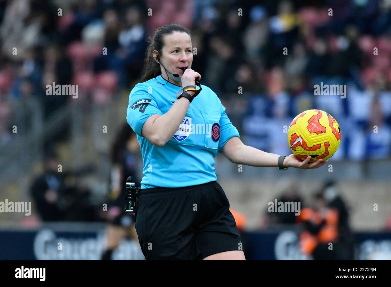London, England. 19 January 2025. Match Referee Stacey Pearson during ...