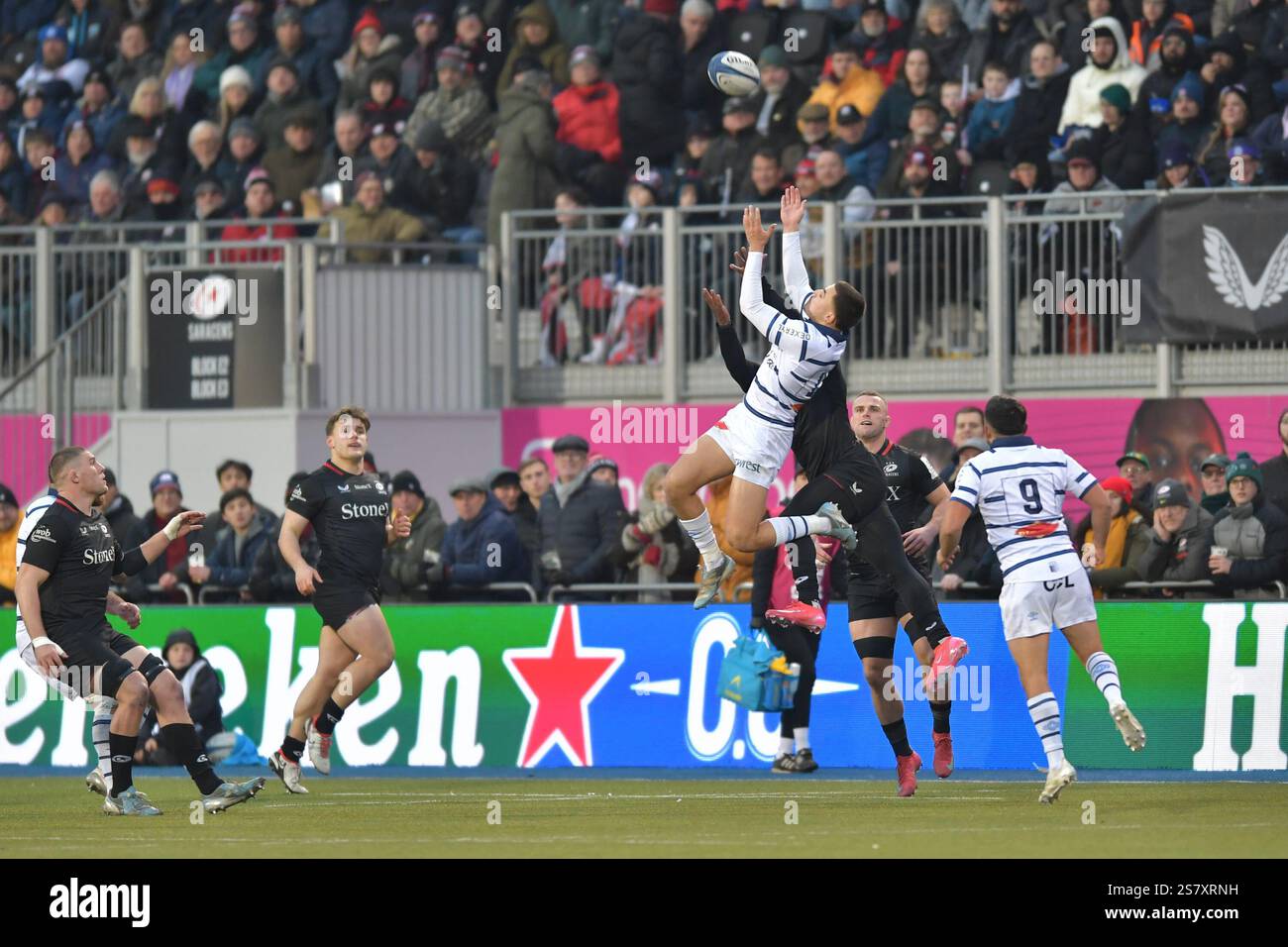 Theo Chabouni of Castres Olympique and Rotimi Segun of Saracens ...
