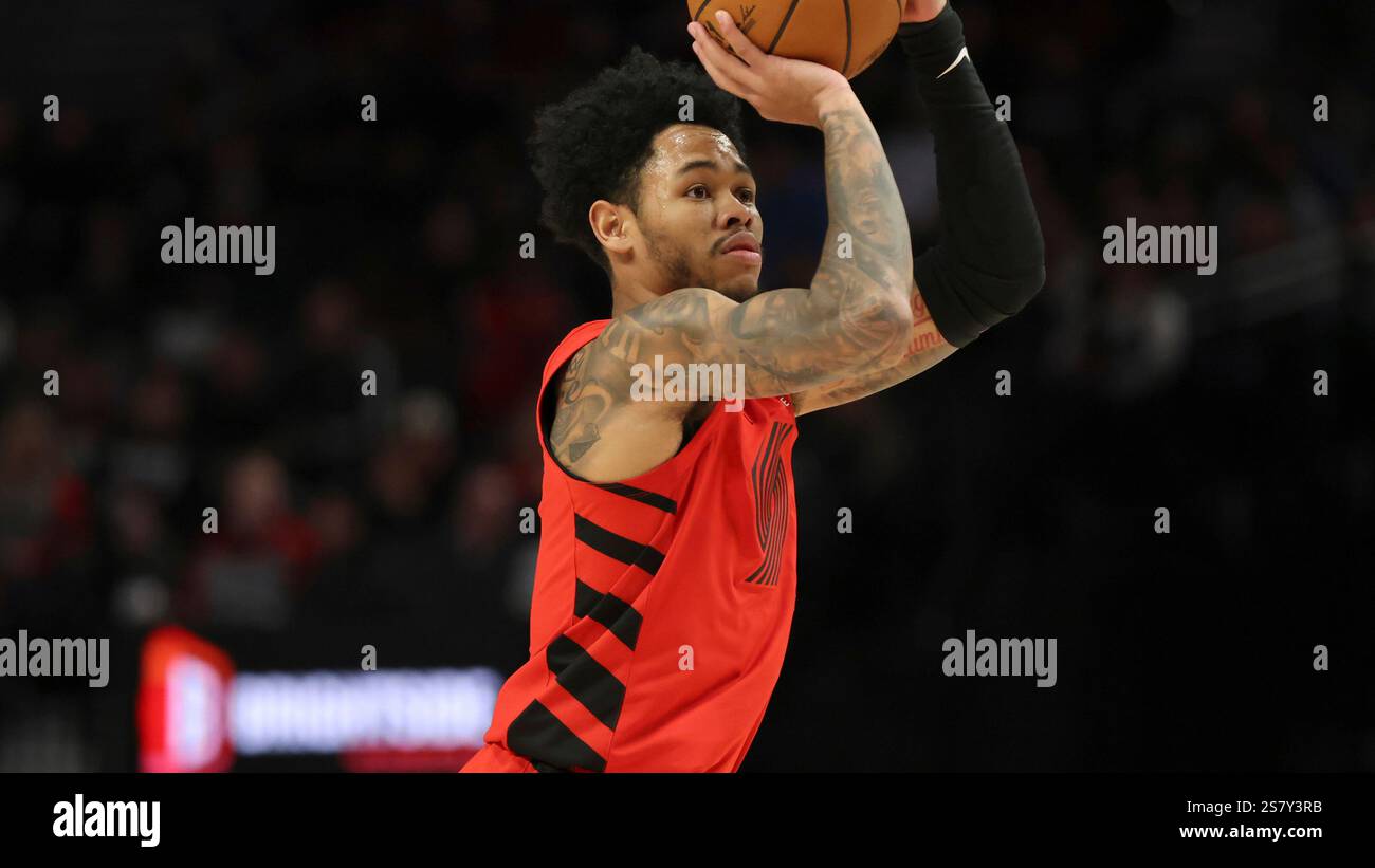 Portland Trail Blazers guard Anfernee Simons (1) shoots during an NBA ...