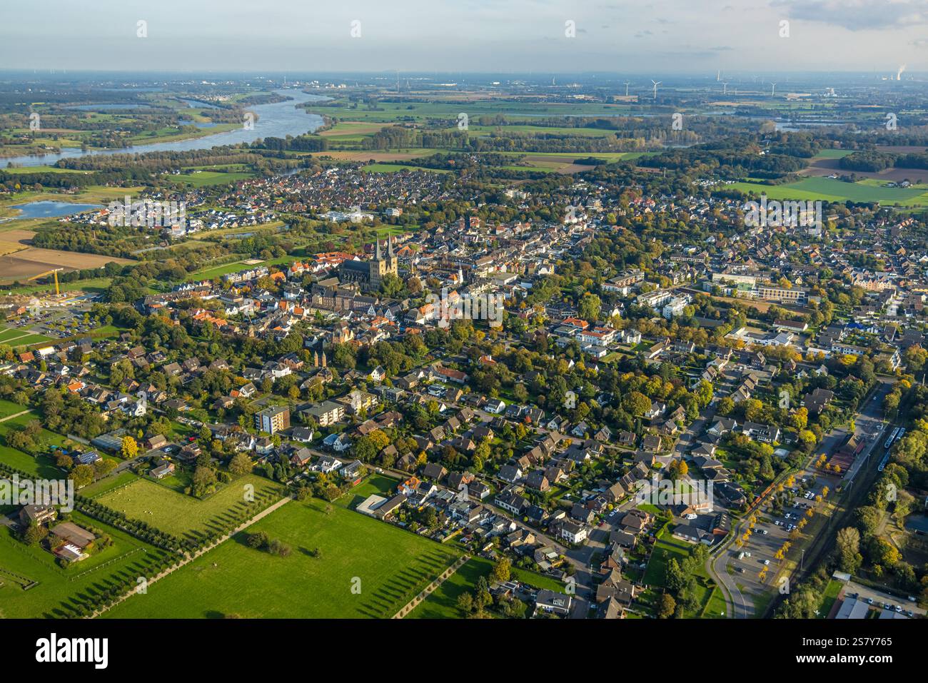Ostwall park hi-res stock photography and images - Alamy
