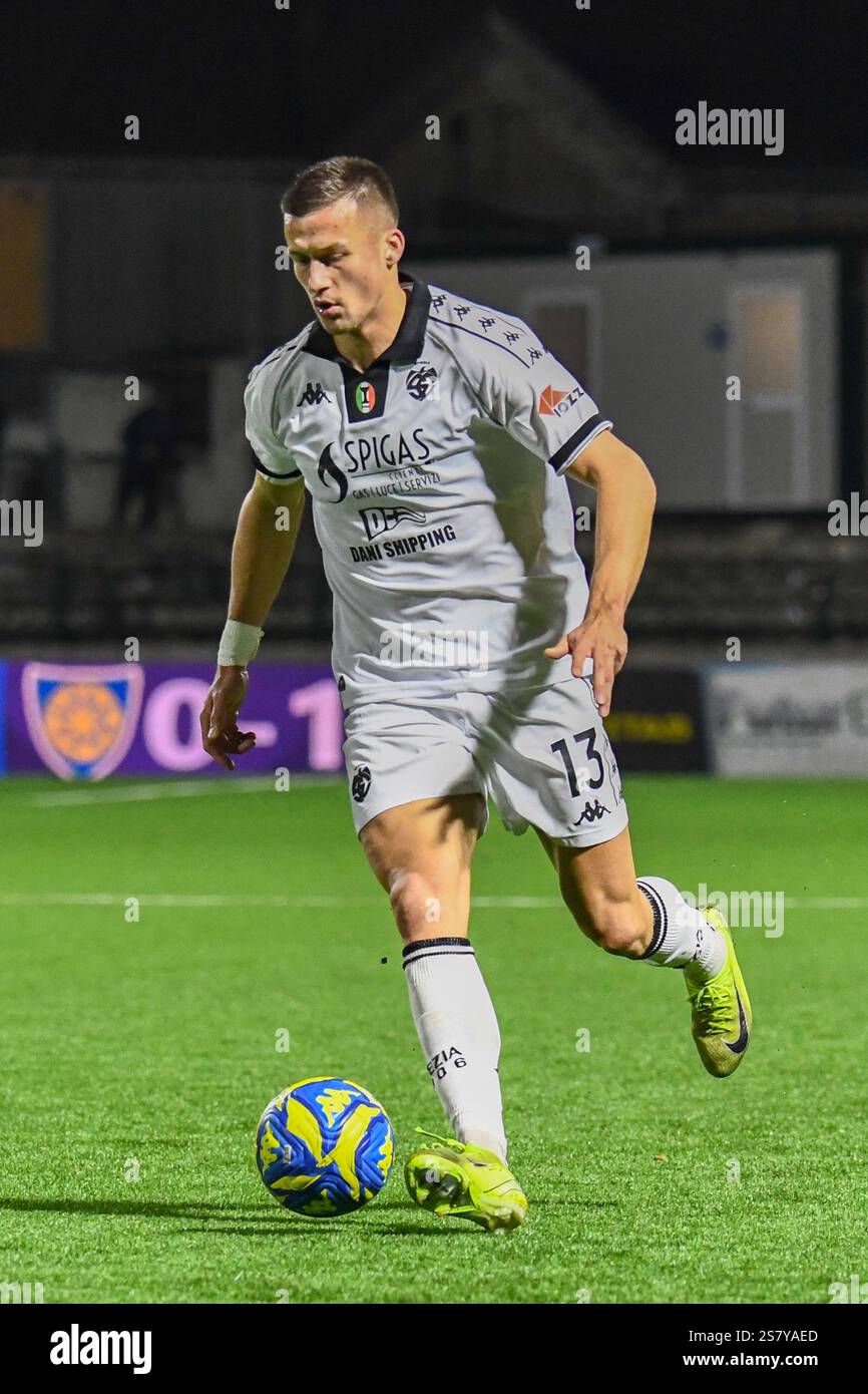 Carrara, Italy. 19th Jan, 2025. Arkadiusz Reca (Spezia) during ...
