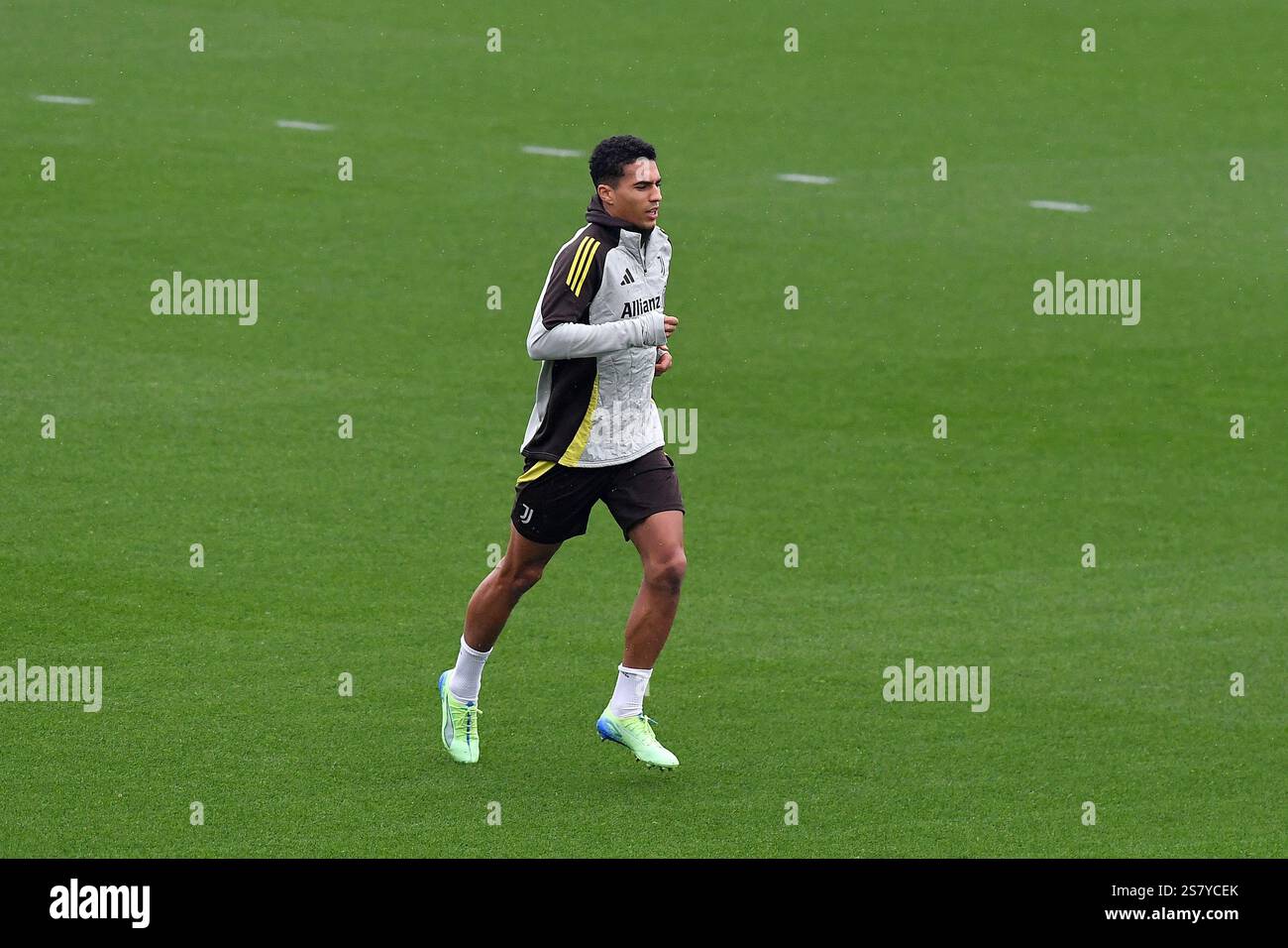 Turin, Italy. 20th Jan, 2025. Alberto Oliveira Baio of Juventus FC during Champions League 2024/ ...