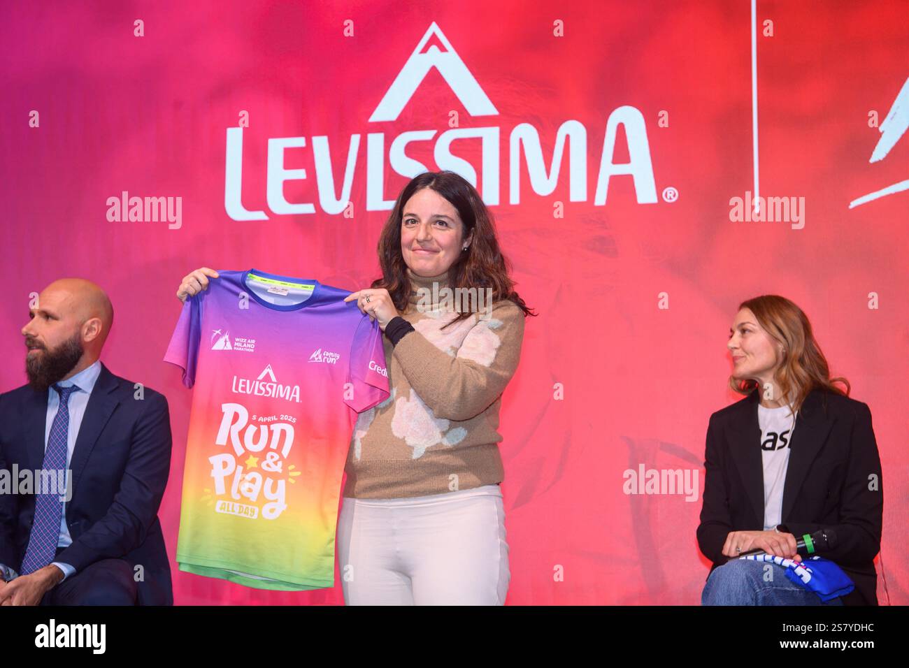 Wizz Air Milano Marathon 2025 Talk presso Unicredit Tower Hall - Milano ...