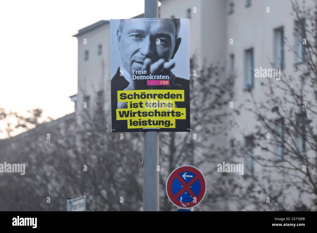 GER, Berlin, Wahl, Wahlplakat, Im Bild: Christian Lindner, FDP, Aussage ...