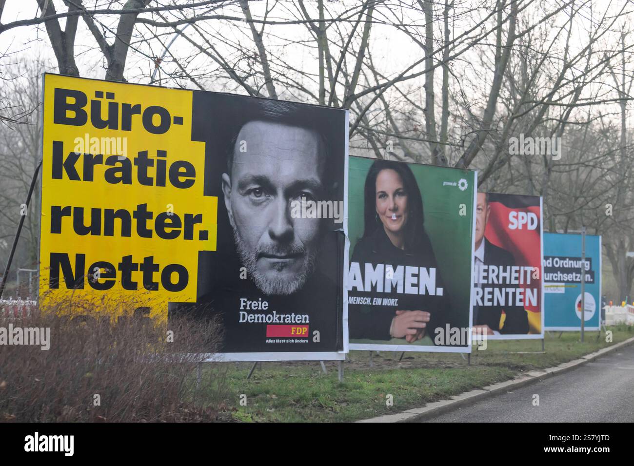 GER, Berlin, Wahl, Wahlplakat, im Bild: Christian Lindner Plakat, FDP ...