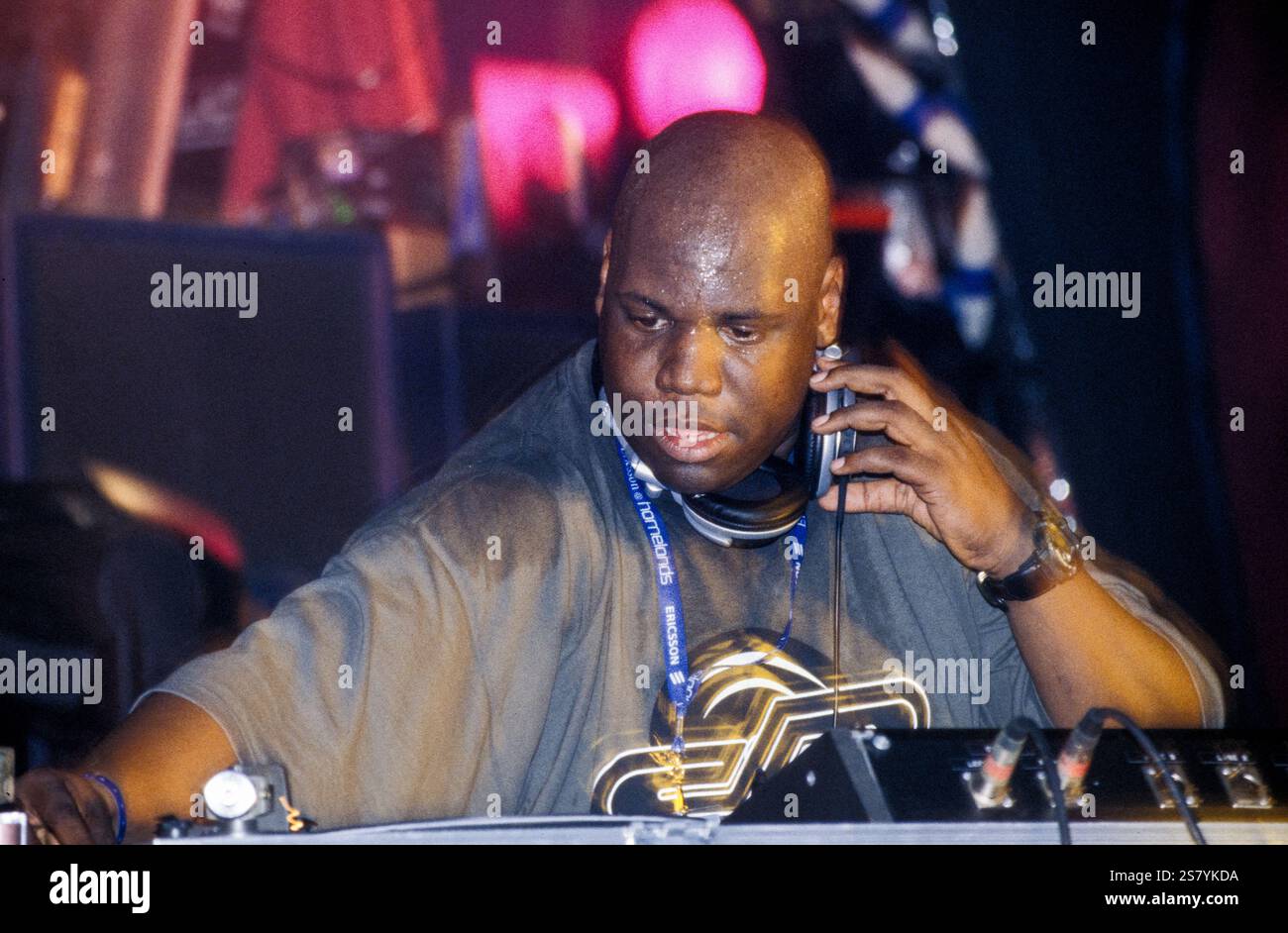 SUPERSTAR DJ, CARL COX, HOMELANDS FESTIVAL, 1999: Legendary DJ Carl Cox ...