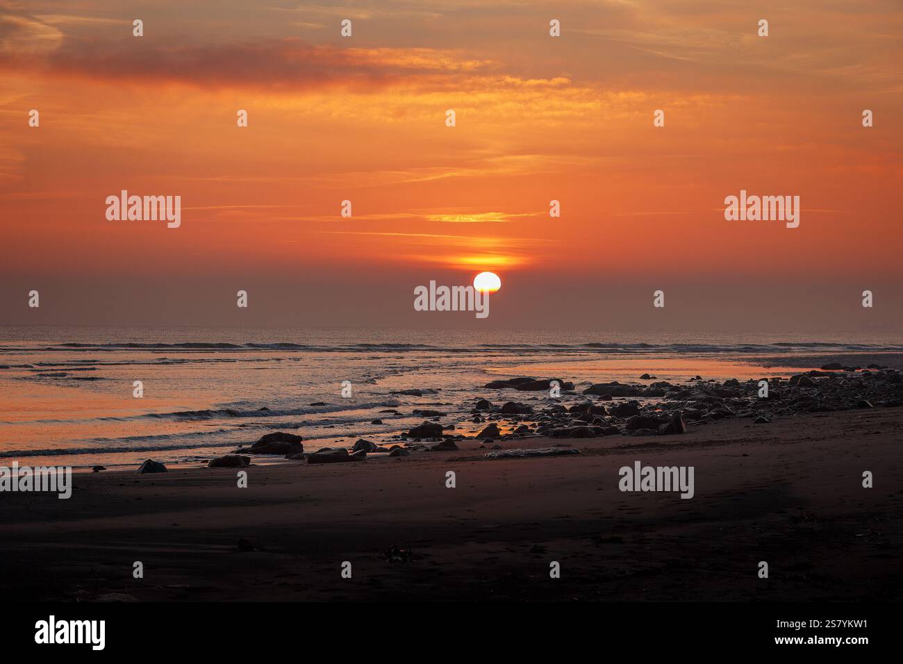 Sunrise over Cambois Beach and the Wansbeck Estuary, Northumberland ...