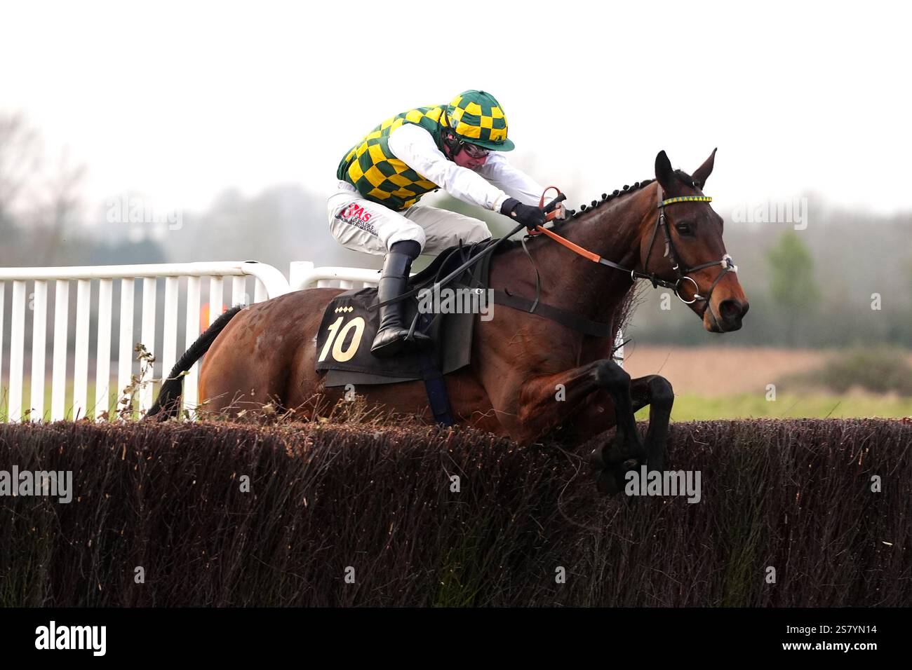 Always Busy ridden by Jack Tudor on their way to winning the Lewis ...