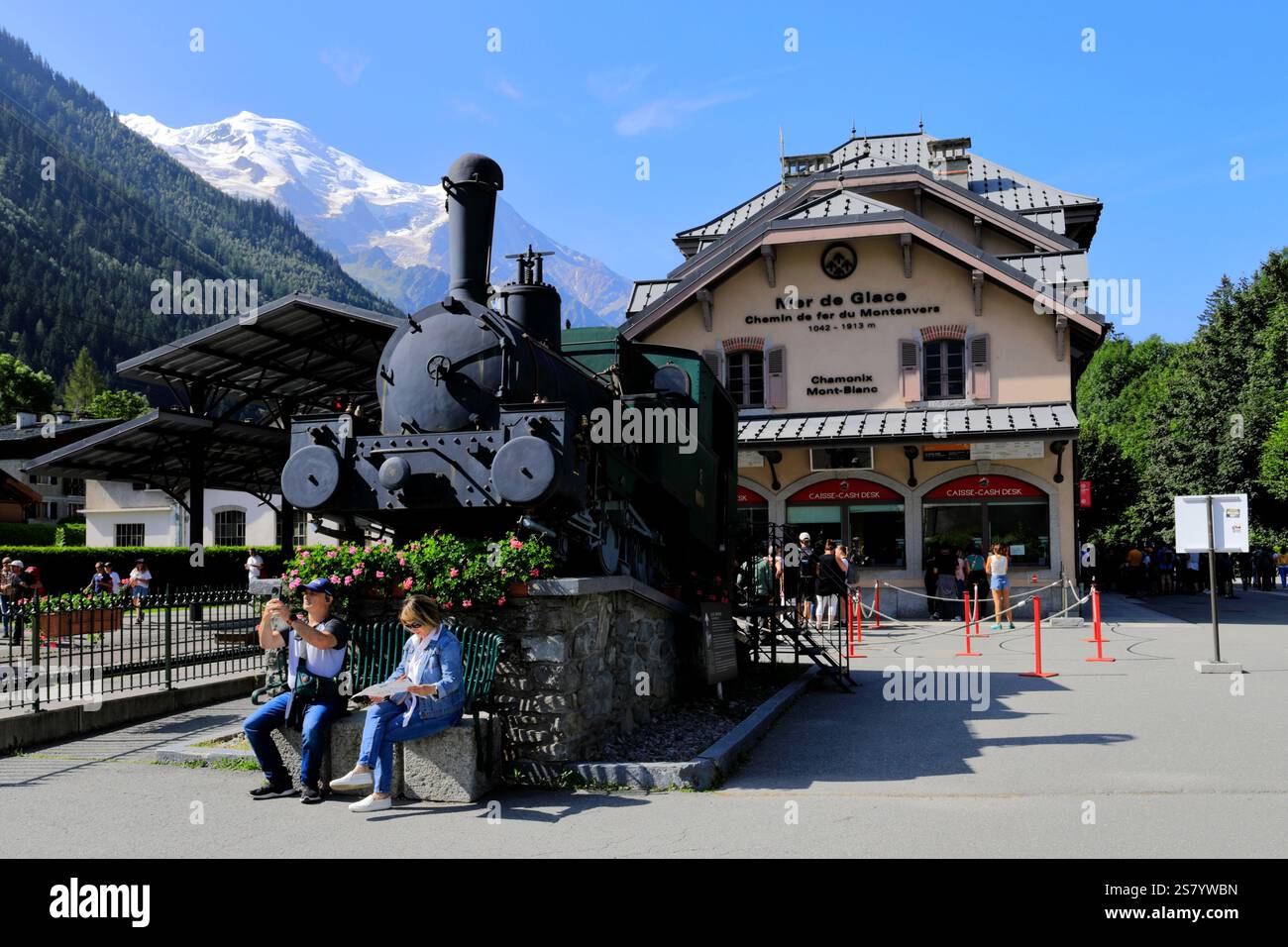 Locomotive no 8 gare chamonix train du montenvers hi-res stock ...