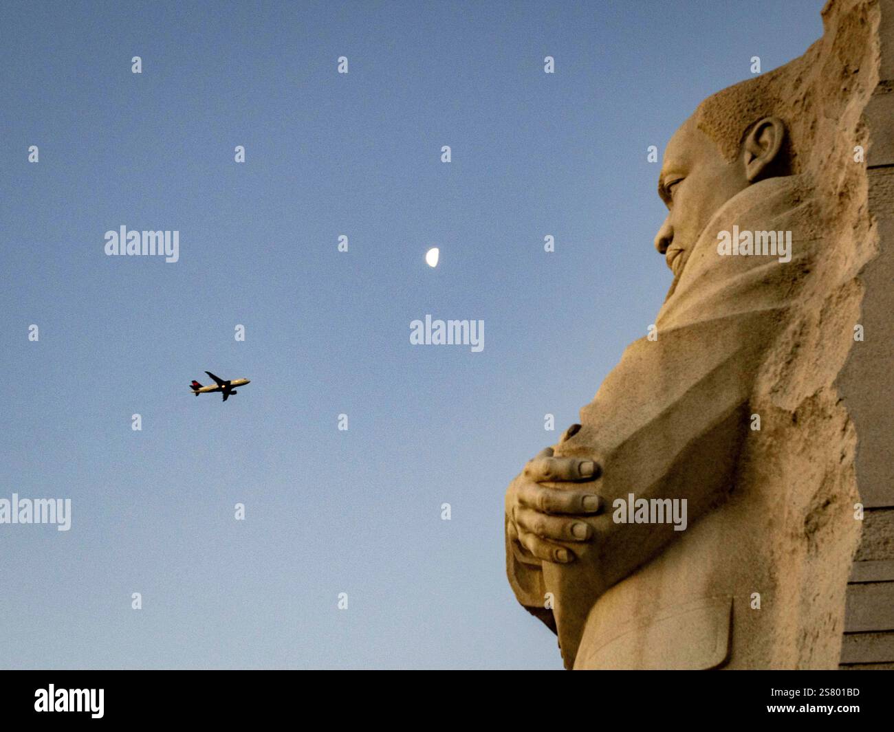 20250120 mlkstatue 04 jpg hi-res stock photography and images - Alamy