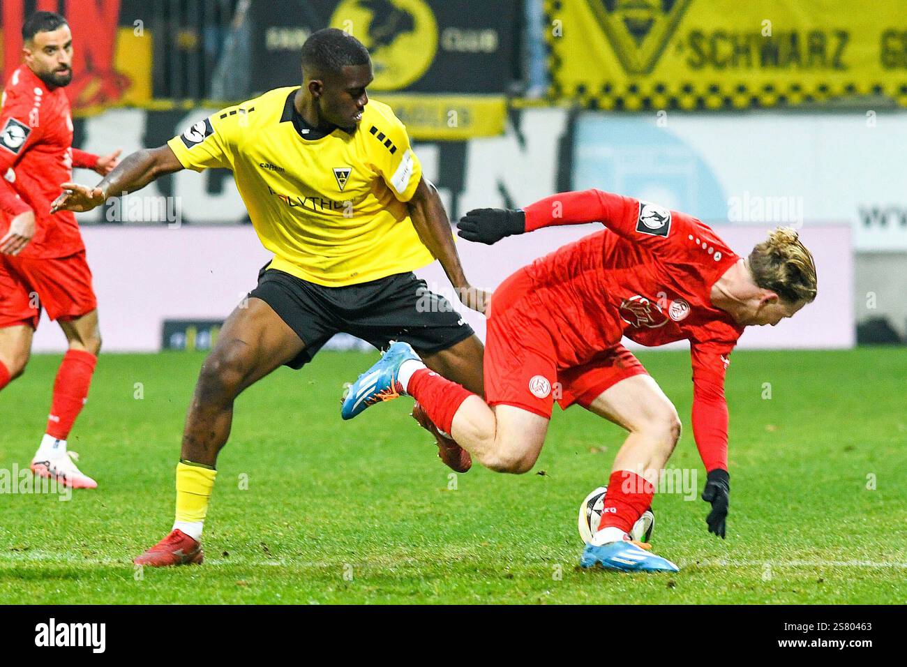 Aachen, Deutschland. 19th Jan, 2025. v.li.: Salomon Patrick Amougou ...