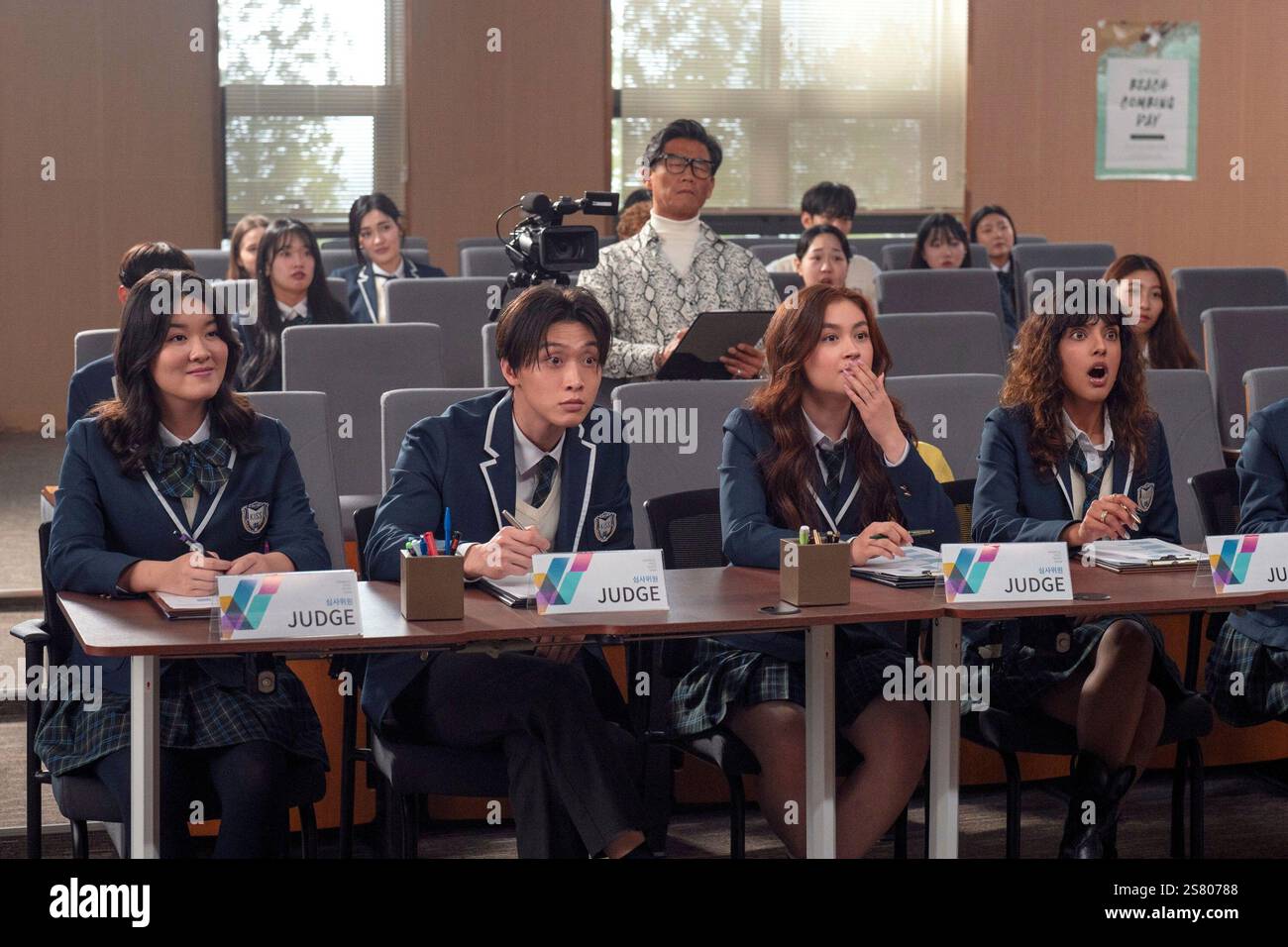 XO KITTY, (aka XO, KITTY), from left: Audrey Huynh, Sang Heon Lee ...