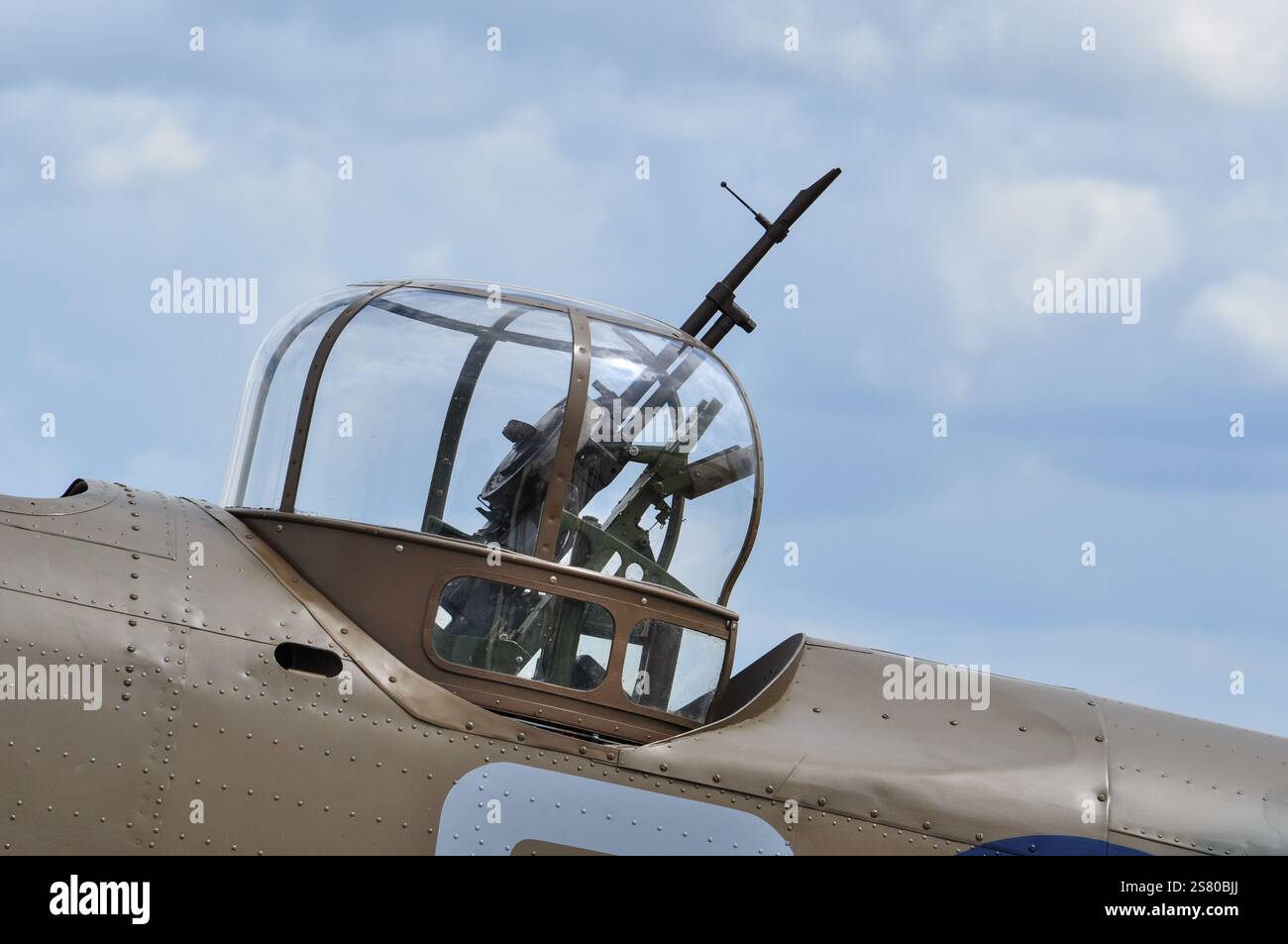 Central gun turret on Bristol Blenheim Mk1. L6739 Stock Photo - Alamy