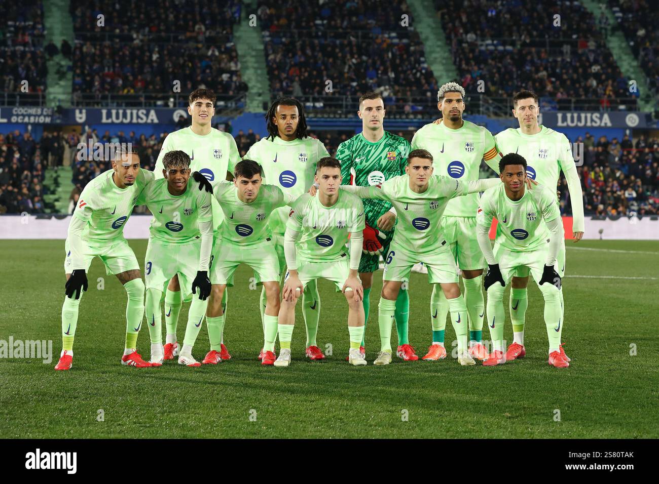 Barcelona team group line-up (Barcelona), JANUARY 18, 2025 - Football ...