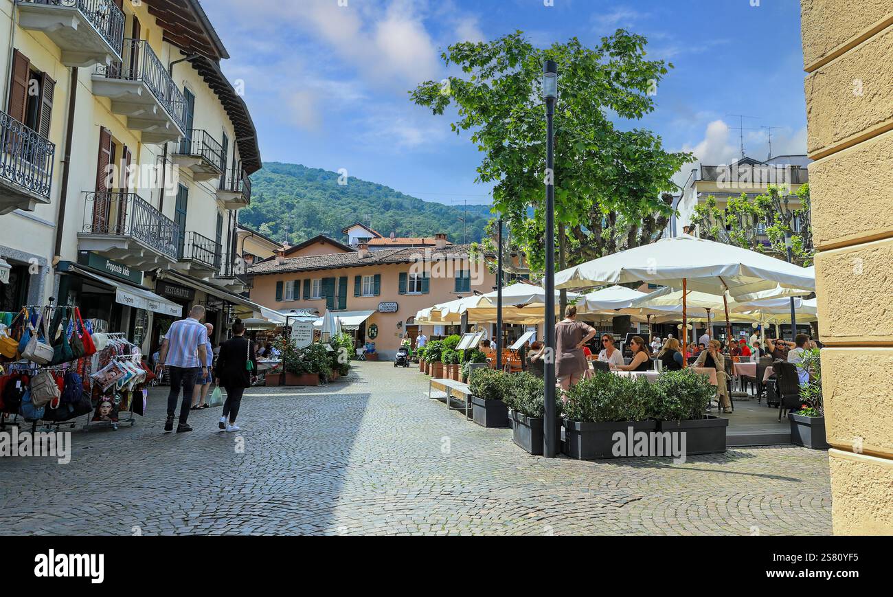 Cafes and shops on Piazza Cadorna in the town centre of Stresa, Italy ...