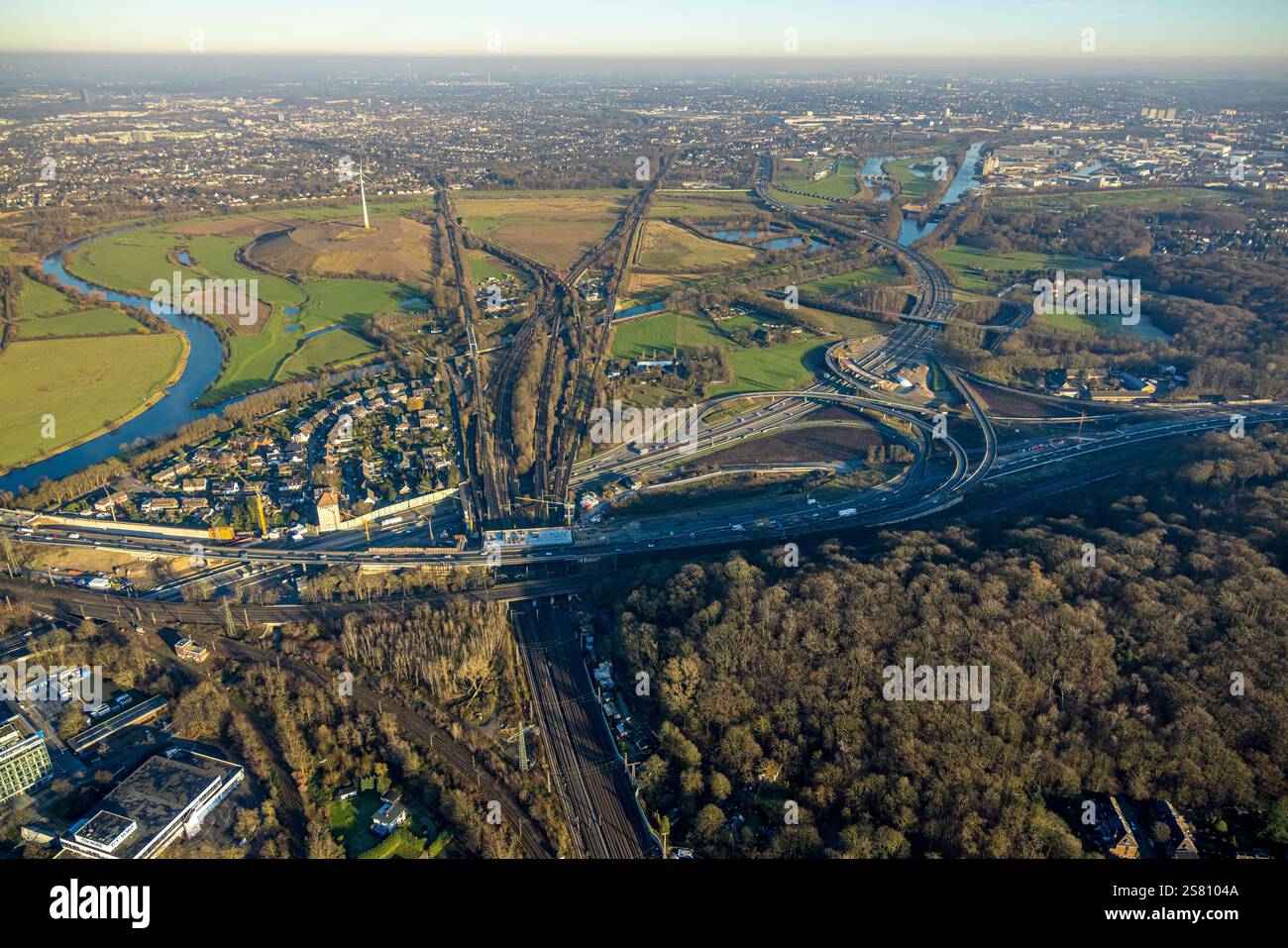 Aerial view, Kaiserberg freeway junction, A3 and A40 freeways ...