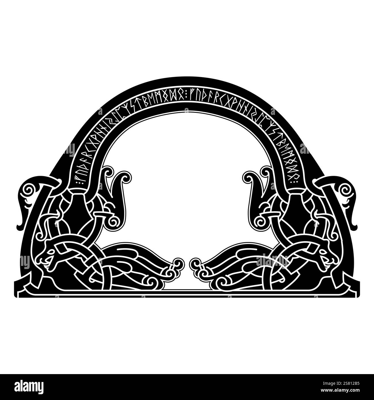 Round Celtic Scandinavian Design, braided pattern in ancient Celtic ...