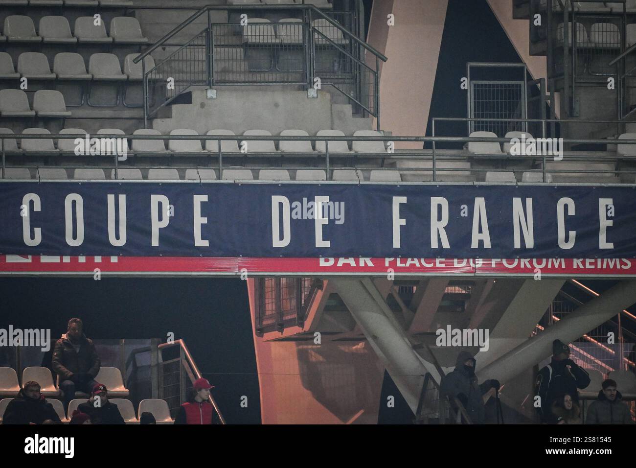 Stade de reims logo hi-res stock photography and images - Alamy