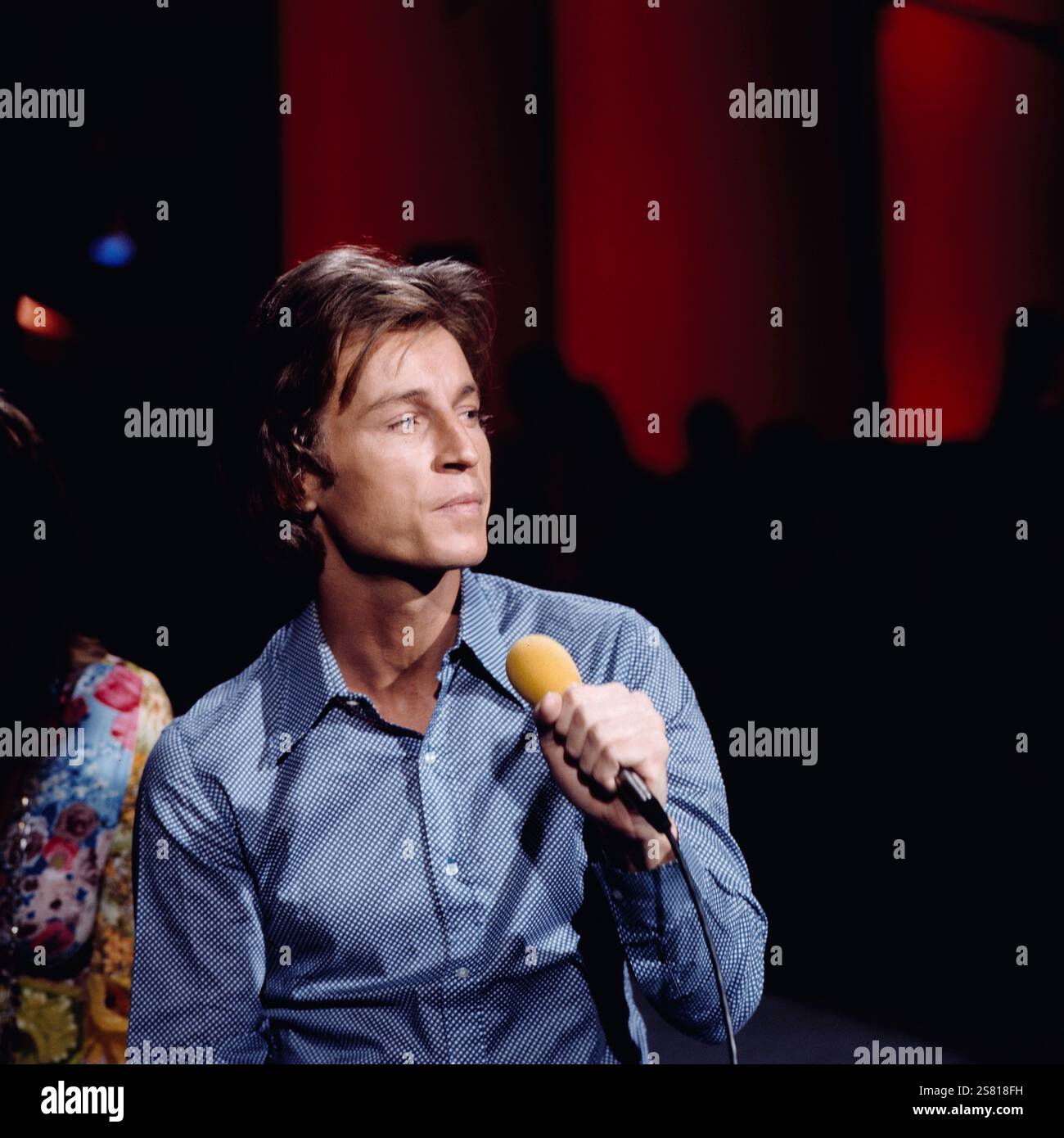 Disco, ZDF Musiksendung, 1975, Auftritt von Schlagersänger Christian ...