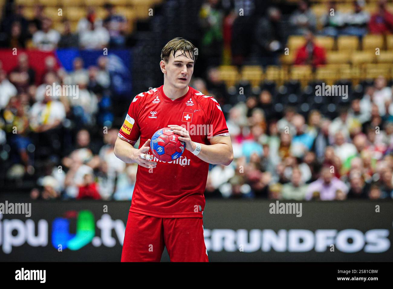 Felix Aellen (Schweiz, #11) DEN, Polen vs. Schweiz, Handball, IHF ...