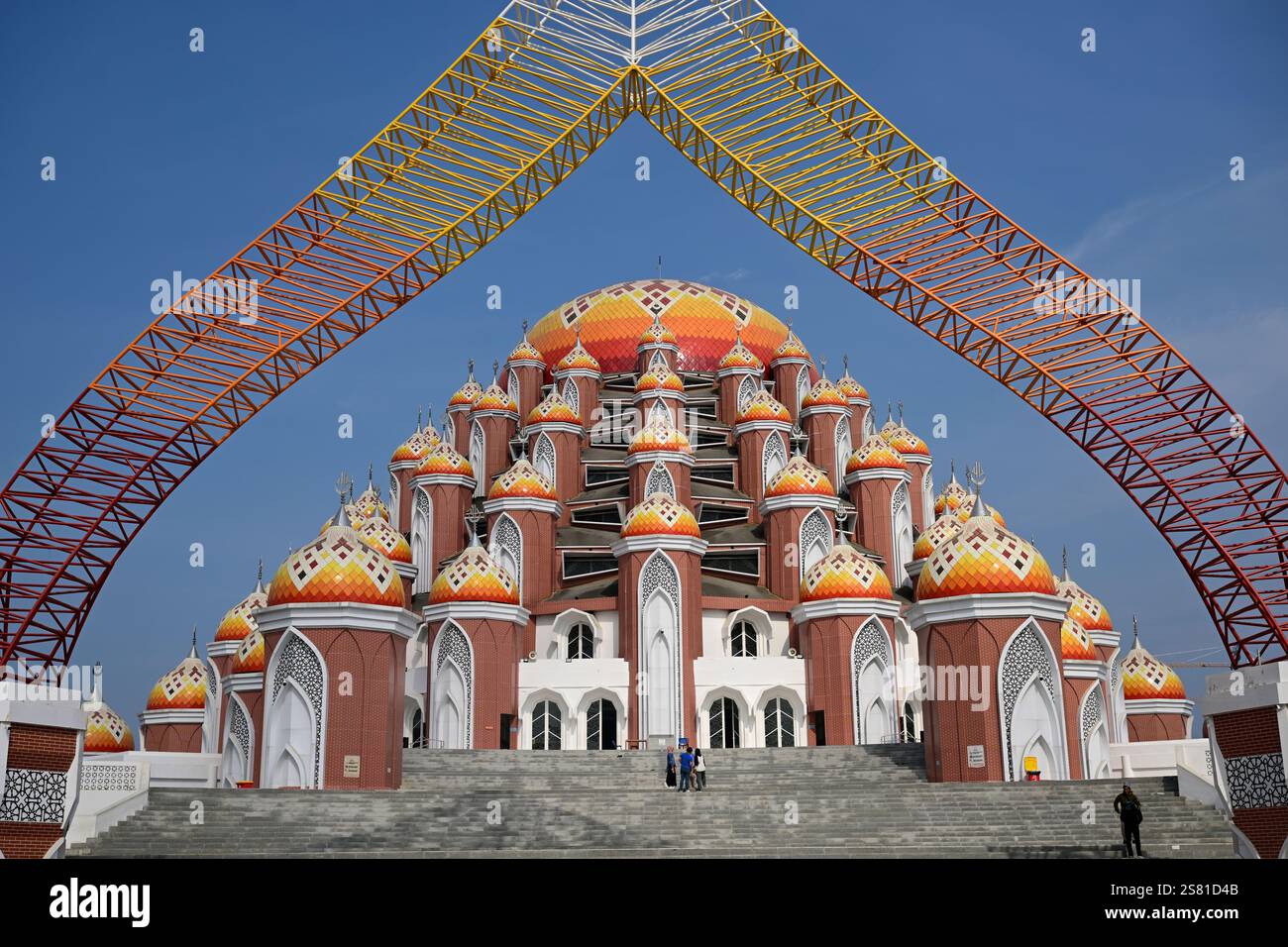 99 dome mosque in hi-res stock photography and images - Alamy