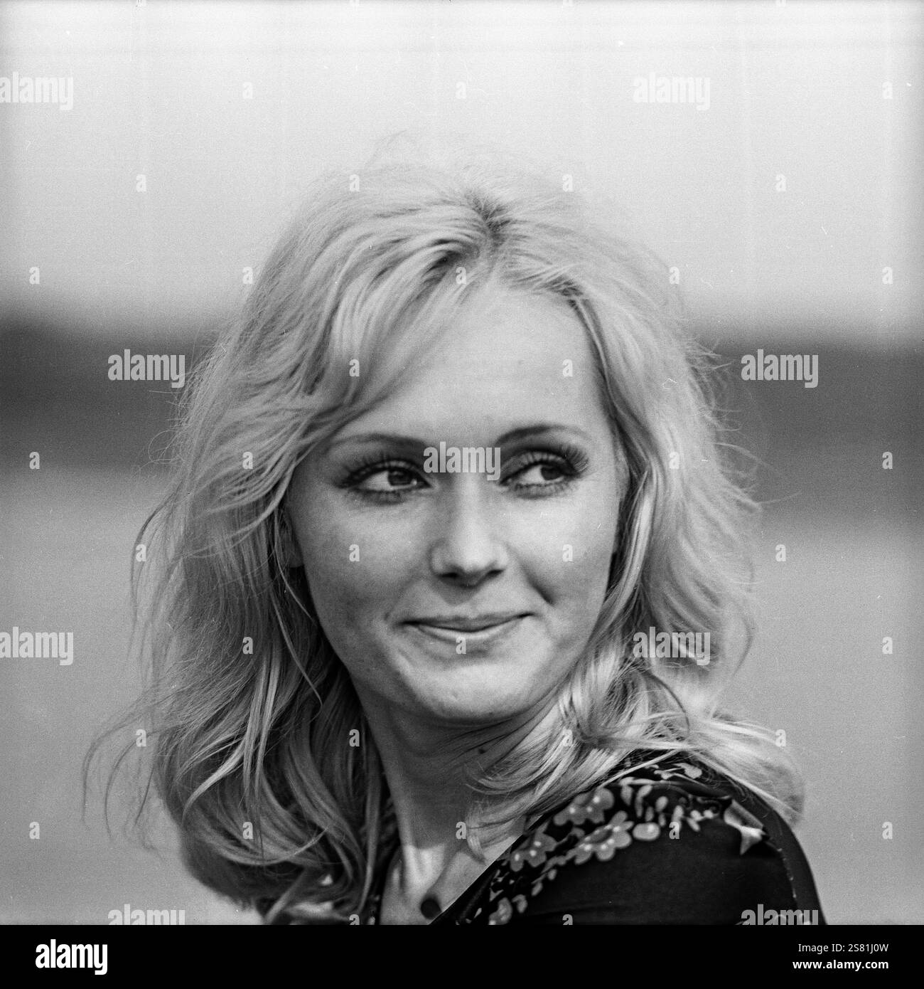 Die tschechische Sängerin Helena Vondrackova [Vondráčková] im Porträt ...