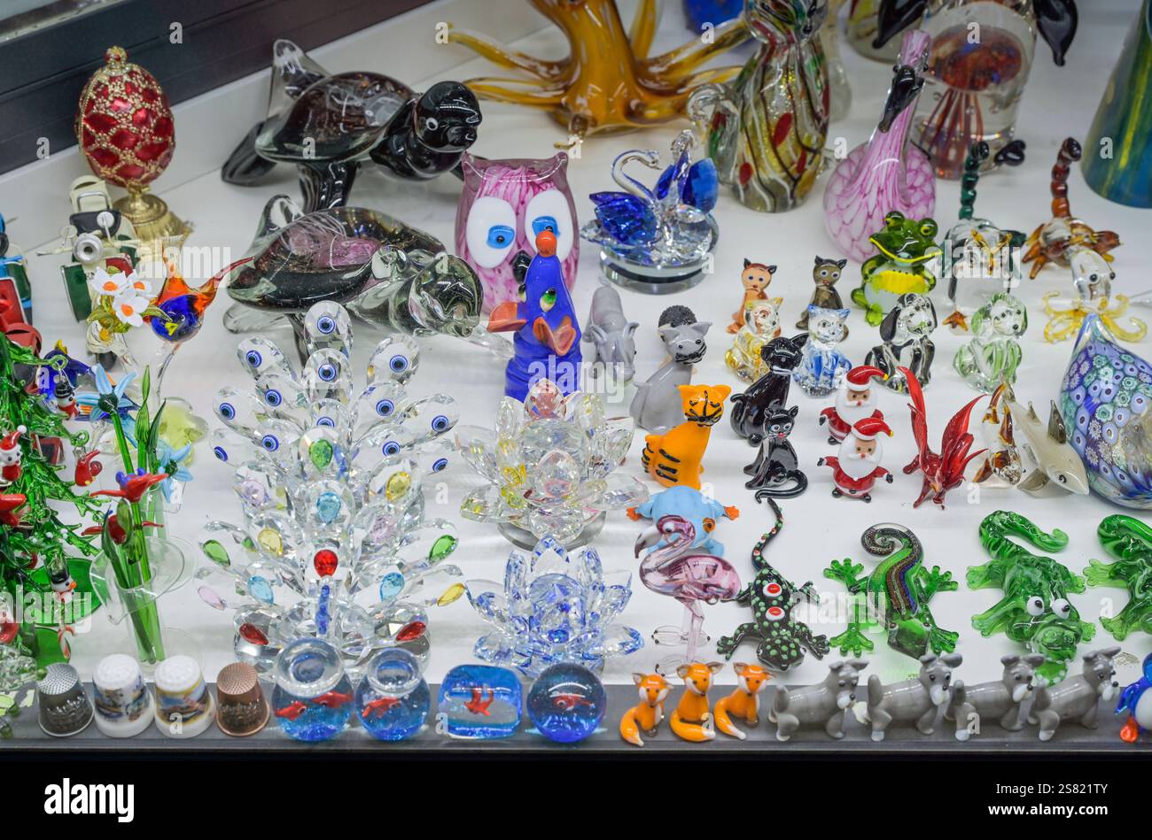 Glaswaren aus Murano, Andenkengeschäft in Venedig, Venetien, Italien ...