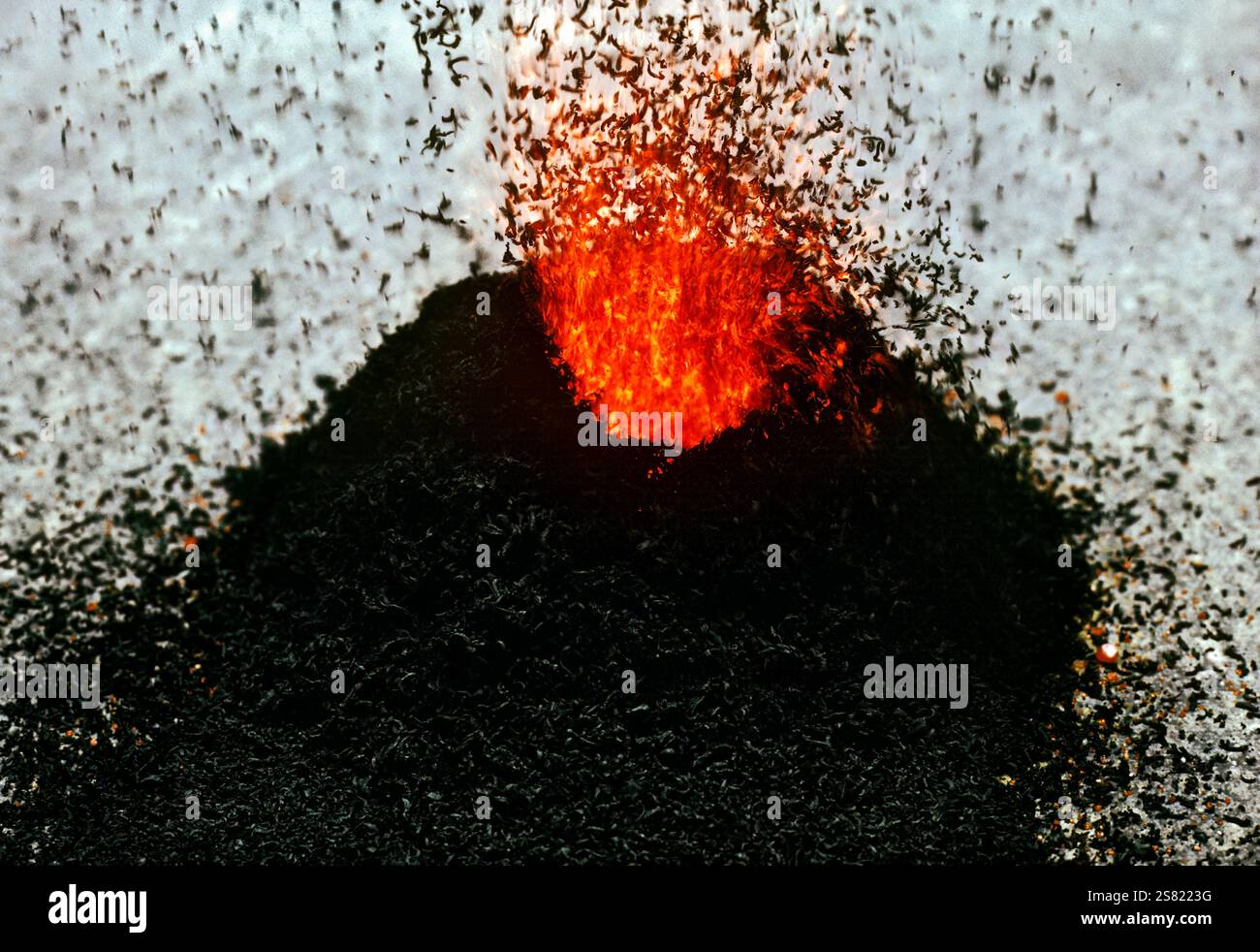 Volcano simulation hi-res stock photography and images - Alamy