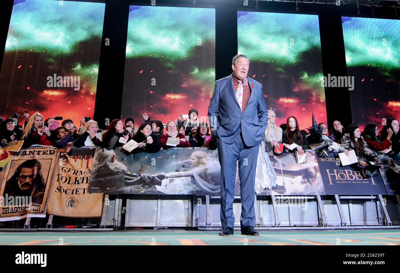 London, England, 11.30.2014 Stephen Fry attends the World Premiere of ...