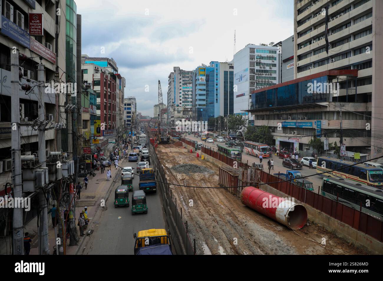 Construction of the Dhaka Metro Rail in Agargaon, Dhaka, Bangladesh ...