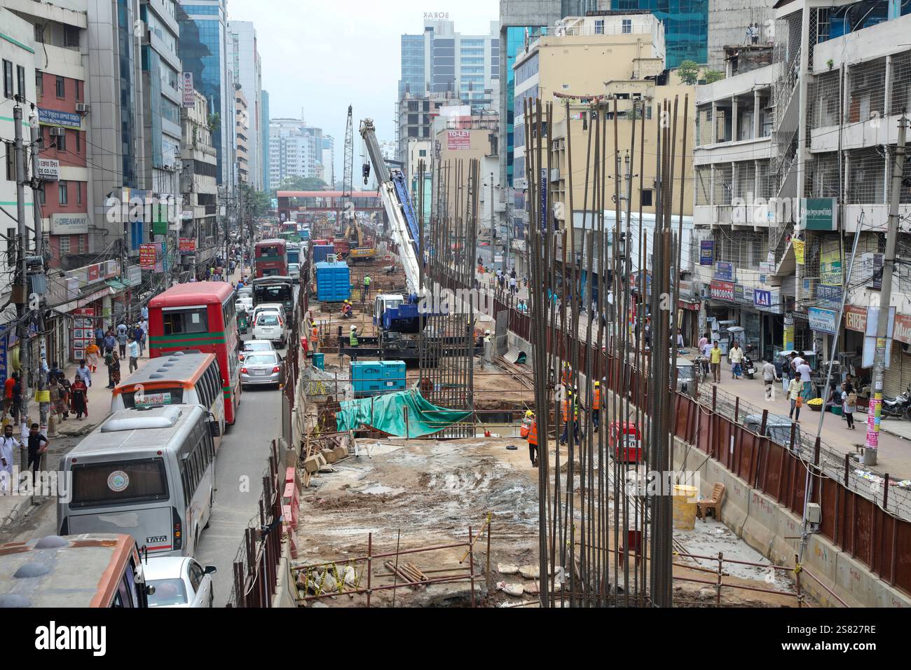 Construction of the Dhaka Metro Rail in Agargaon, Dhaka, Bangladesh ...