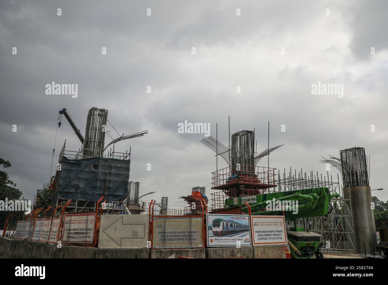 Construction of the Dhaka Metro Rail in Agargaon, Dhaka, Bangladesh ...