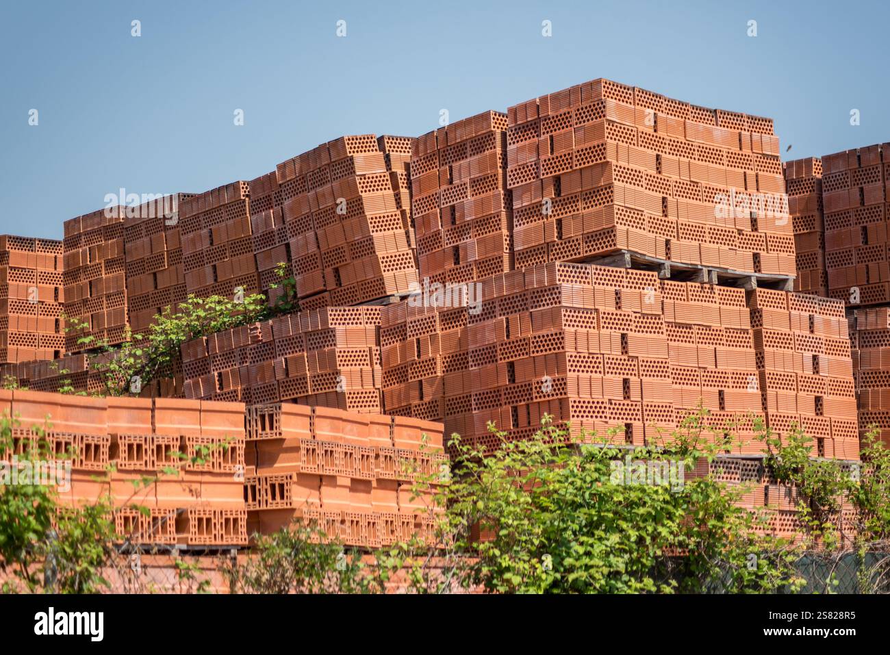 Terracotta bricks hi-res stock photography and images - Alamy